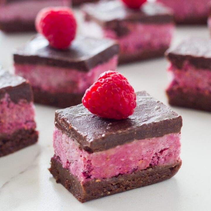 No-Bake Chocolate Raspberry Brownies - Becomingness